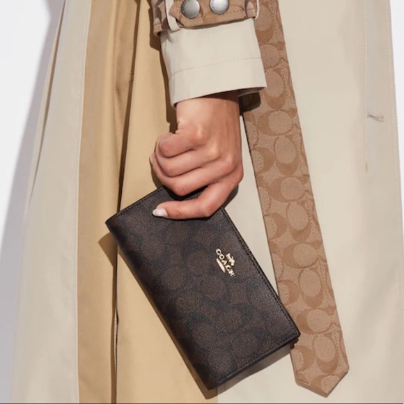 Coach | Bags | Coach Slim Zip Wallet In Signature Canvas Goldbrown ...